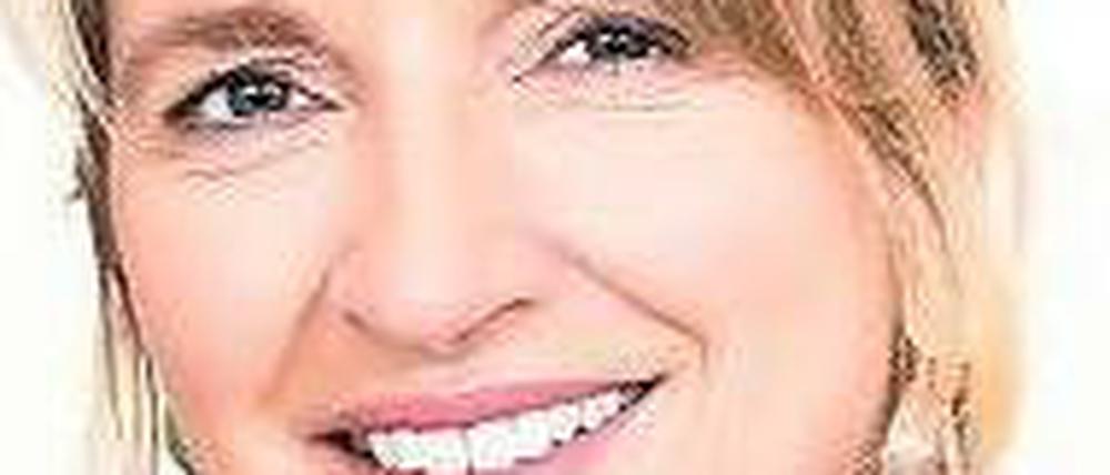 Pascale Hugues liest im Tagesspiegel aus ihrem Buch "Ruhige Straße in ...