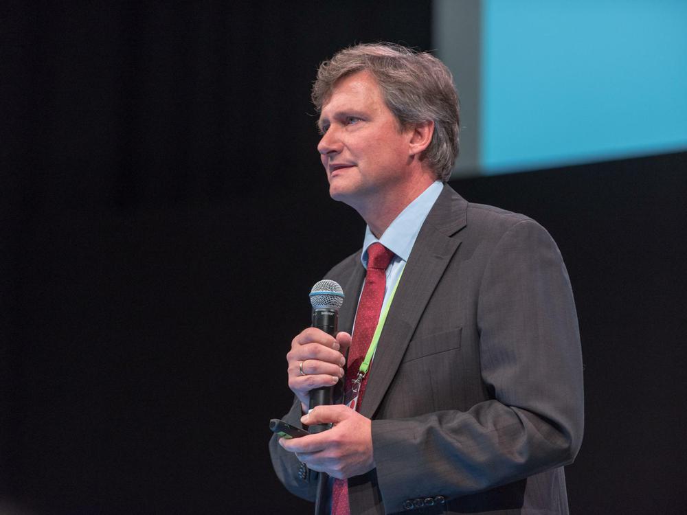 Prof. Dr. Klaus-Robert Müller: Machine Learning and Applications