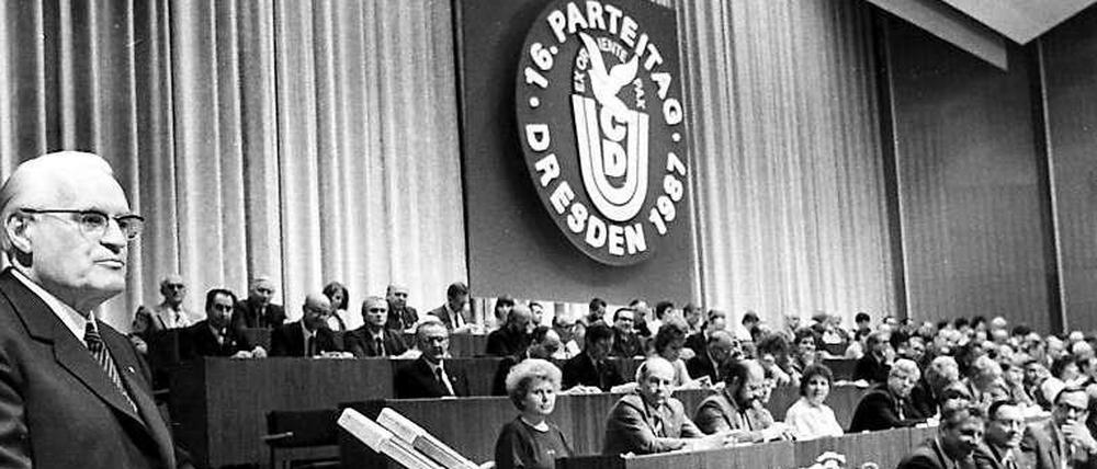 Aufarbeitung der DDR-Geschichte: CDU will sich mit ihren Blockflöten ...