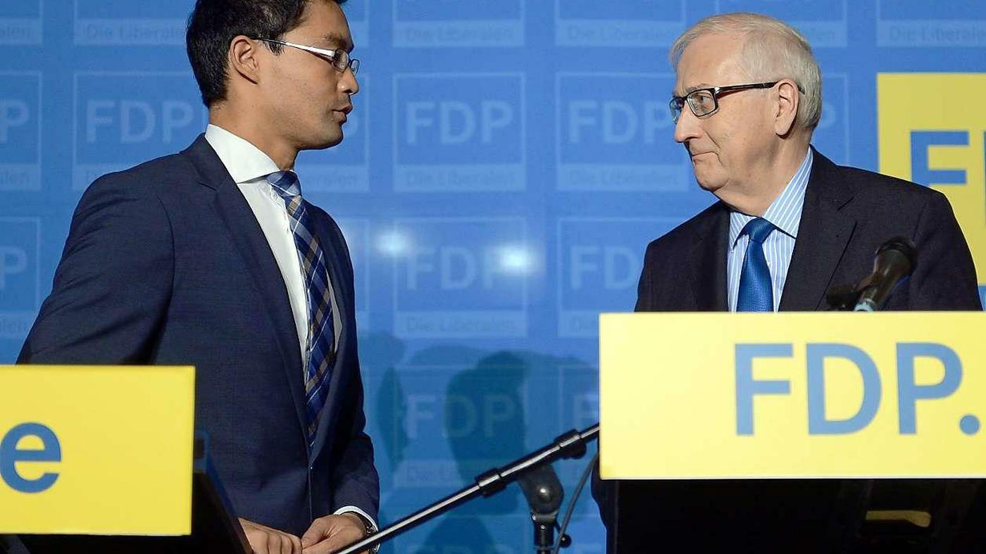 Digitale Fahnenflucht bei der FDP: Rösler und Brüderle löschen Facebook ...