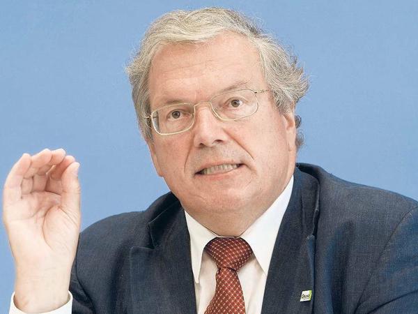 BUND-Chef Weiger: "Die Lichter gehen ohne Atomkraftwerke nicht aus"