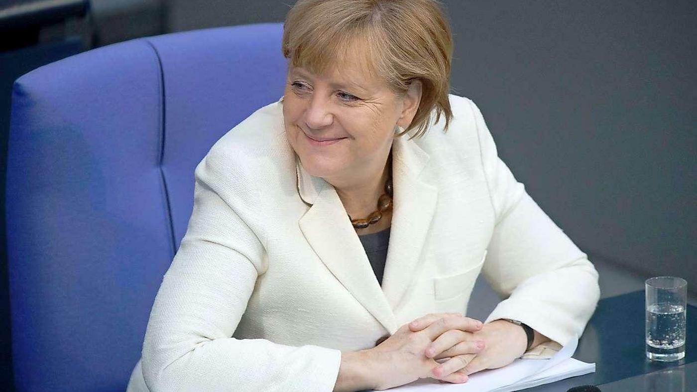 DDR-Geschichte: Merkel gibt den Ostdeutschen mehr Selbstbewusstsein
