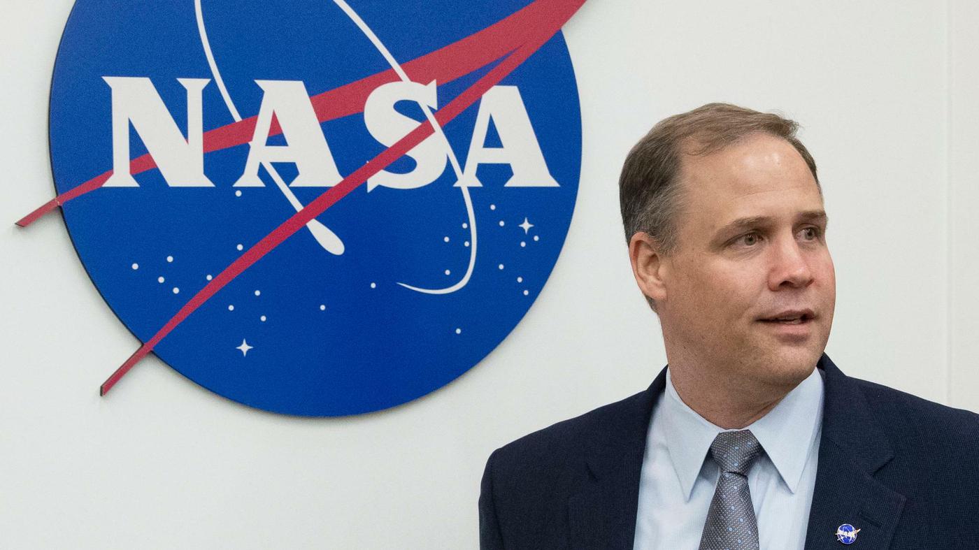 Nach politischem Druck: Nasa zieht Einladung für Chef der russischen ...
