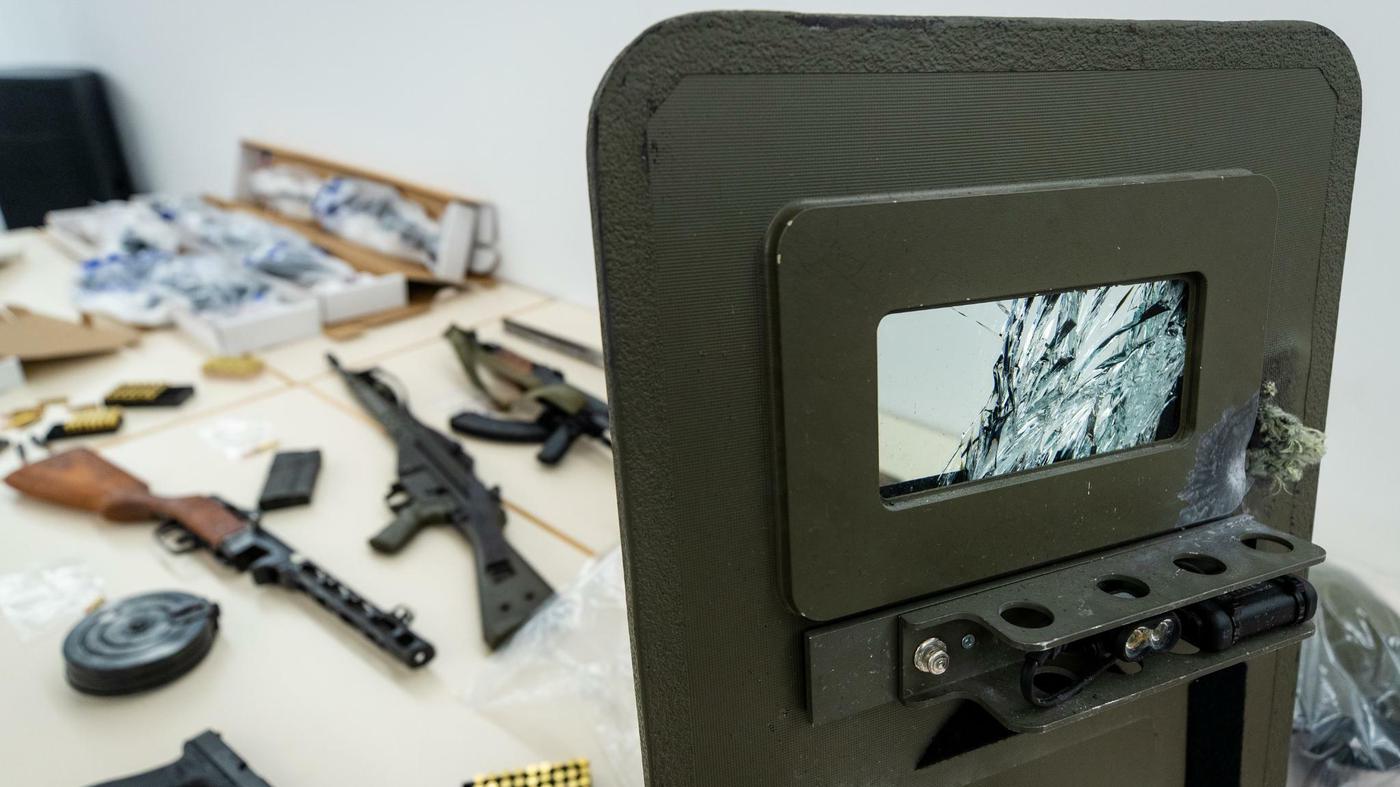 Schüsse auf Polizisten: „Reichsbürger“ aus Boxberg wegen versuchten Mordes angeklagt