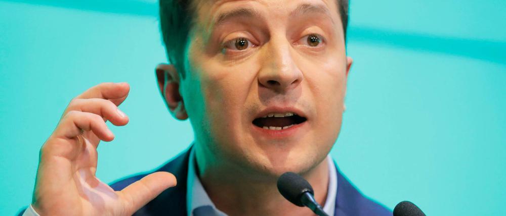 „Wir werden neue Leute ernennen“: Selenski verspricht Reformen