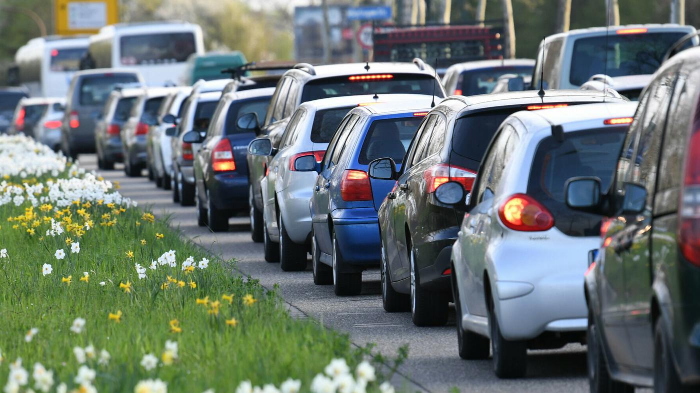 ADAC rechnet mit Staus in Brandenburg: Volle Straßen in Richtung Küste