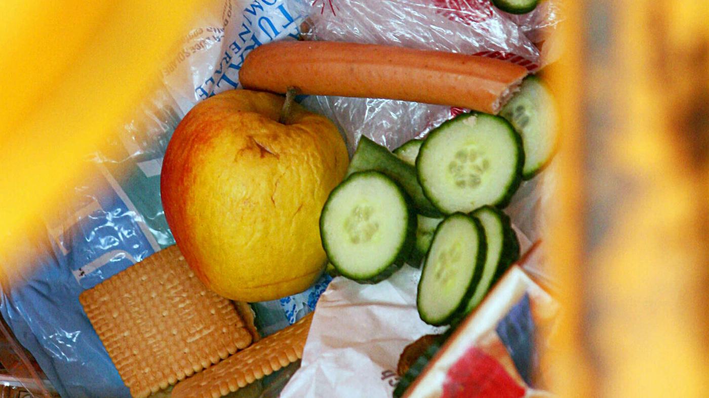 Brötchen retten und Gin: Wie nachhaltig sind Food-Waste-Apps wirklich?