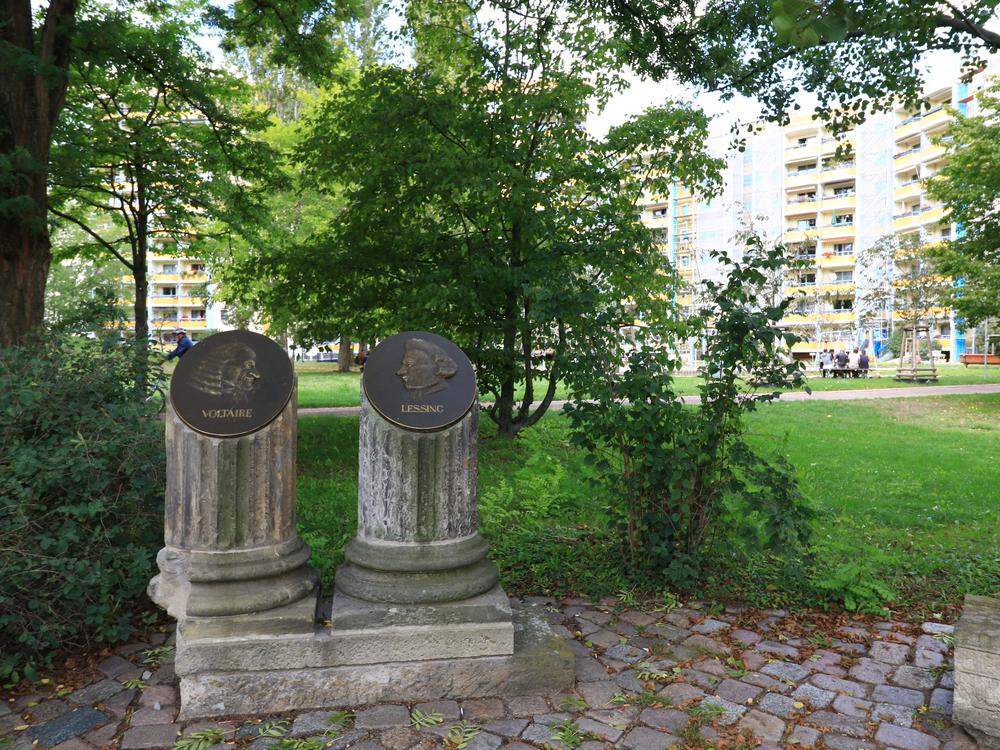 Literatur auf der Spur: In Potsdam wollte Lessing „die alten Weiber zum ...