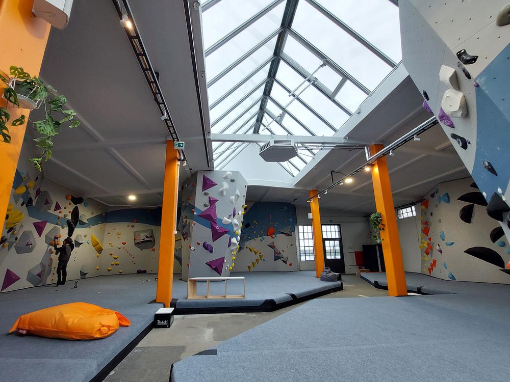 Klettern vor Havelkulisse: Neue Boulderhalle in Werder (Havel) öffnet