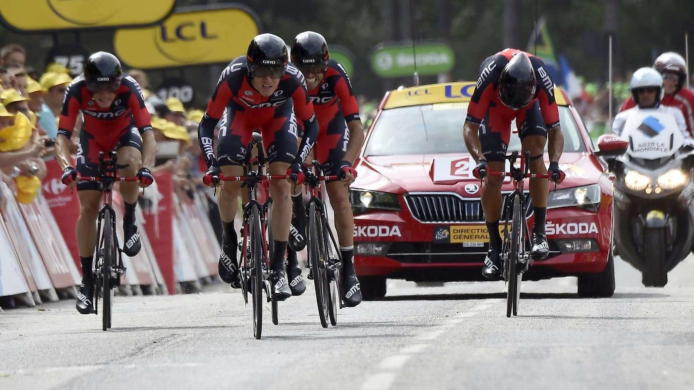 Tour de France - 9. Etappe: Team BMC gewinnt Mannschaftszeitfahren