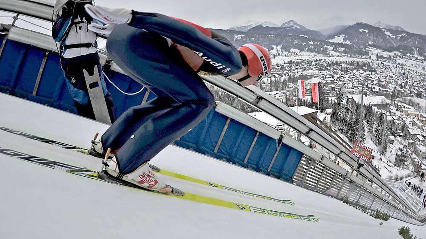 Qualifikation: Elf Deutsche springen beim Tournee-Auftakt
