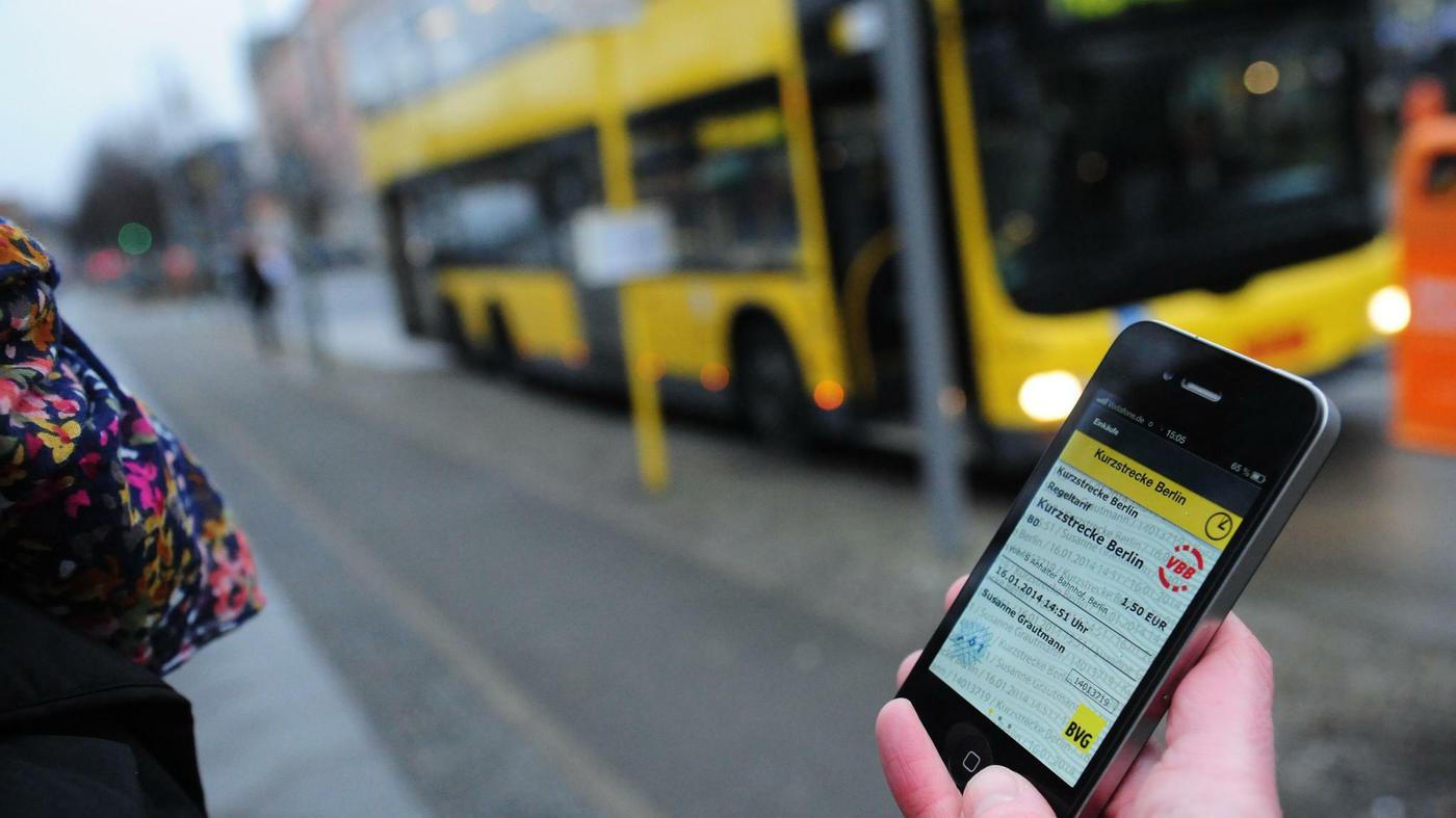 Echtzeit-Funktion: Die Deutsche Bahn macht die BVG-App zum Navi