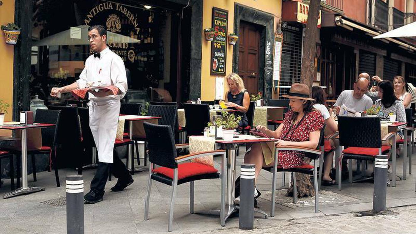 Tourismus: Spanien, das Land der Kellner