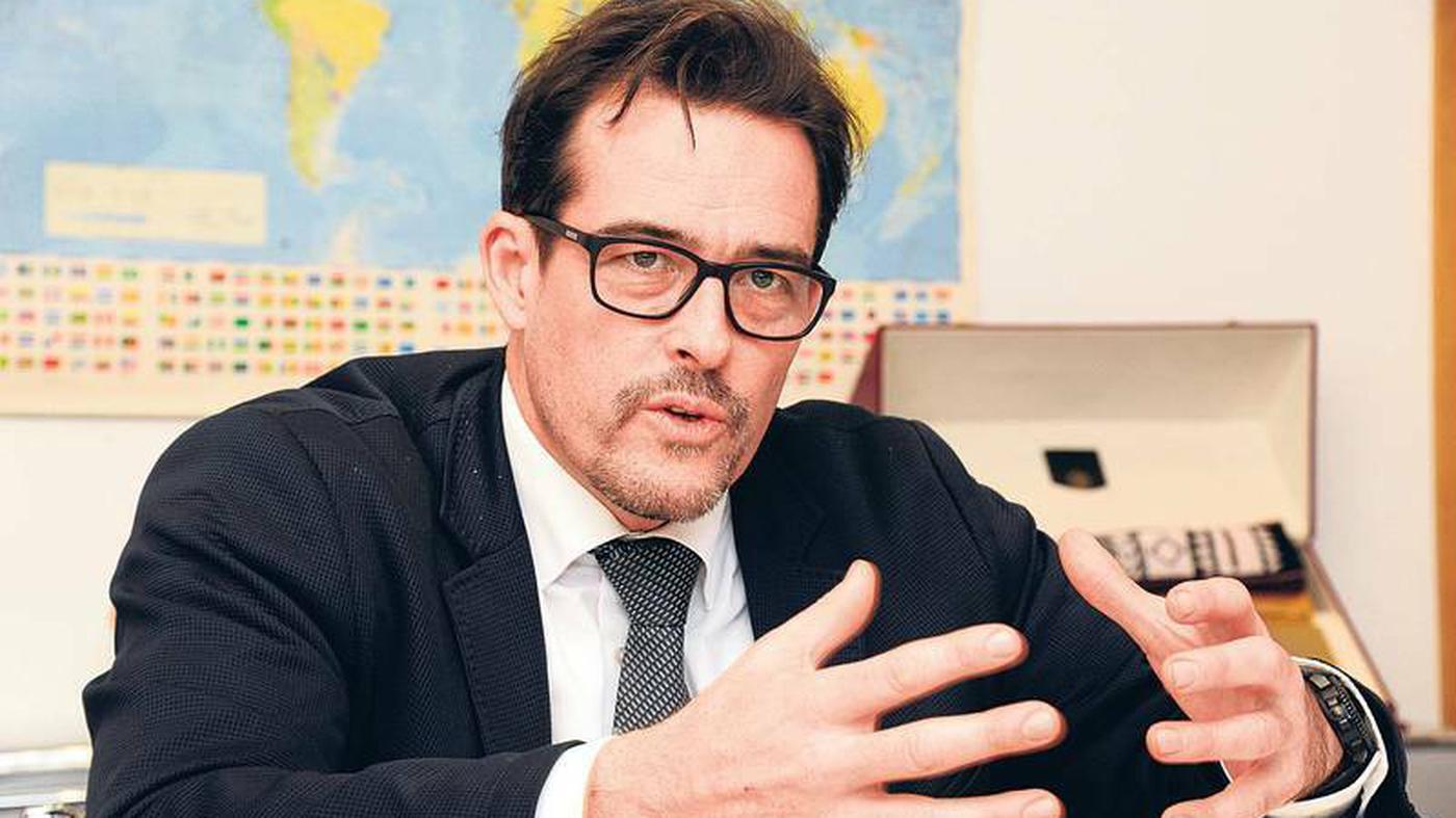 DIHK-Außenwirtschaftschef Volker Treier: „Der Brexit-Schaden wird jede ...