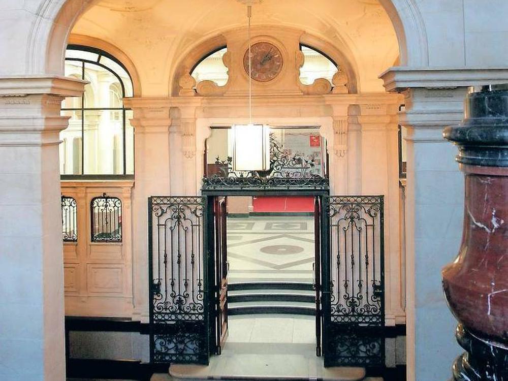 Neue Firmenzentrale in Berlin-Mitte: Investor Harald Huth kauft ...